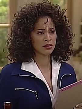 Thin Eyebrows: Return Of The Risky 90s Trend | Wimpole Clinic