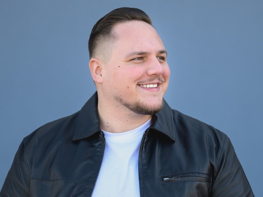 23 Best Male Hairstyles For Receding Hairlines (& 4 To Avoid)