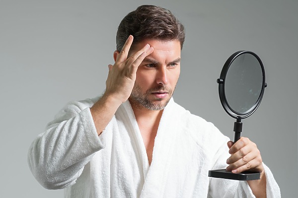 15 Great Male Haircuts for Big Foreheads