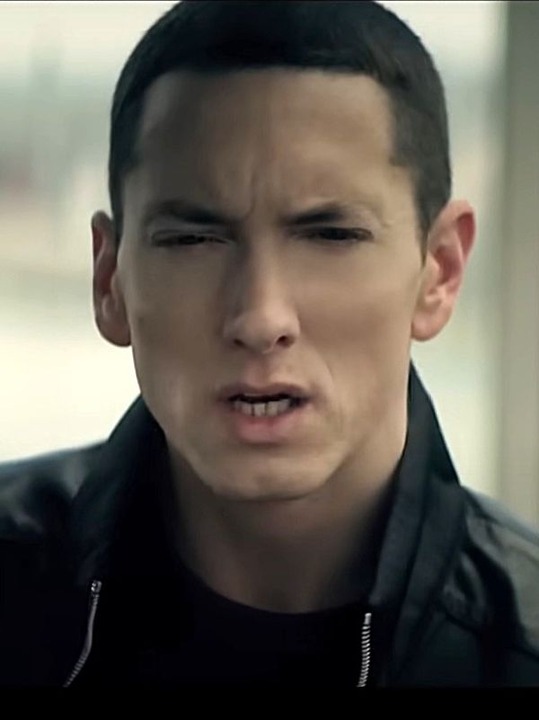 Eminem’s Beard Transplant: Did He Really Have One?