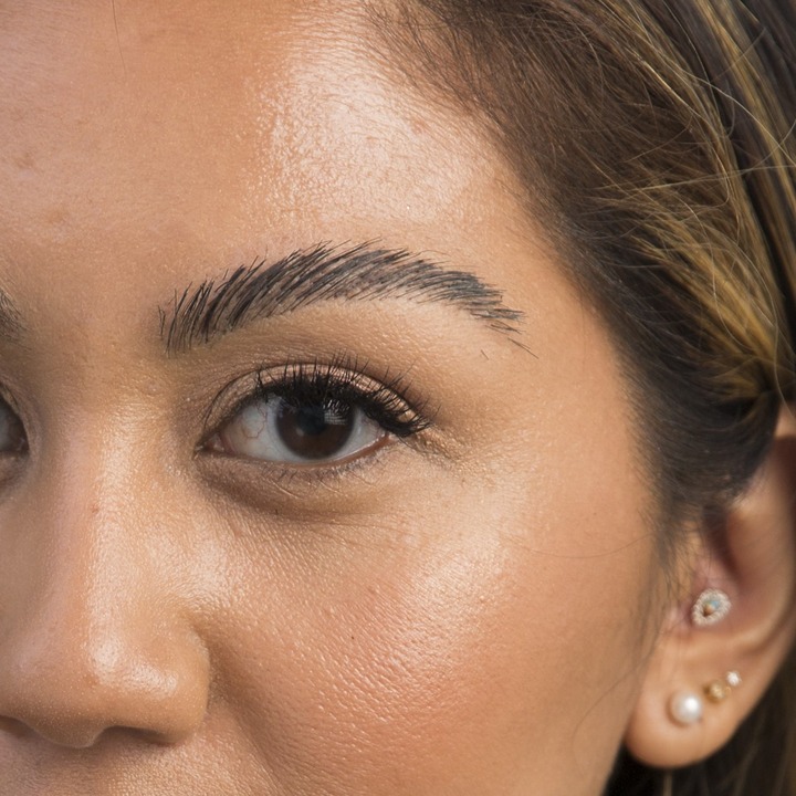 Getting Fuller Eyebrows With An Eyebrow Transplant | Wimpole Clinic